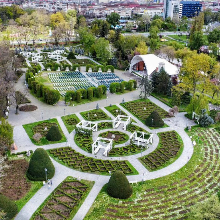 Parcul Rozelor din Timișoara își redobândește strălucirea – imagini ...
